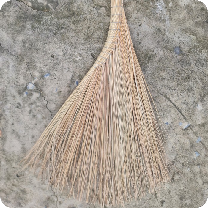 Chổi dừa kẽm trắng - Chổi Bông May